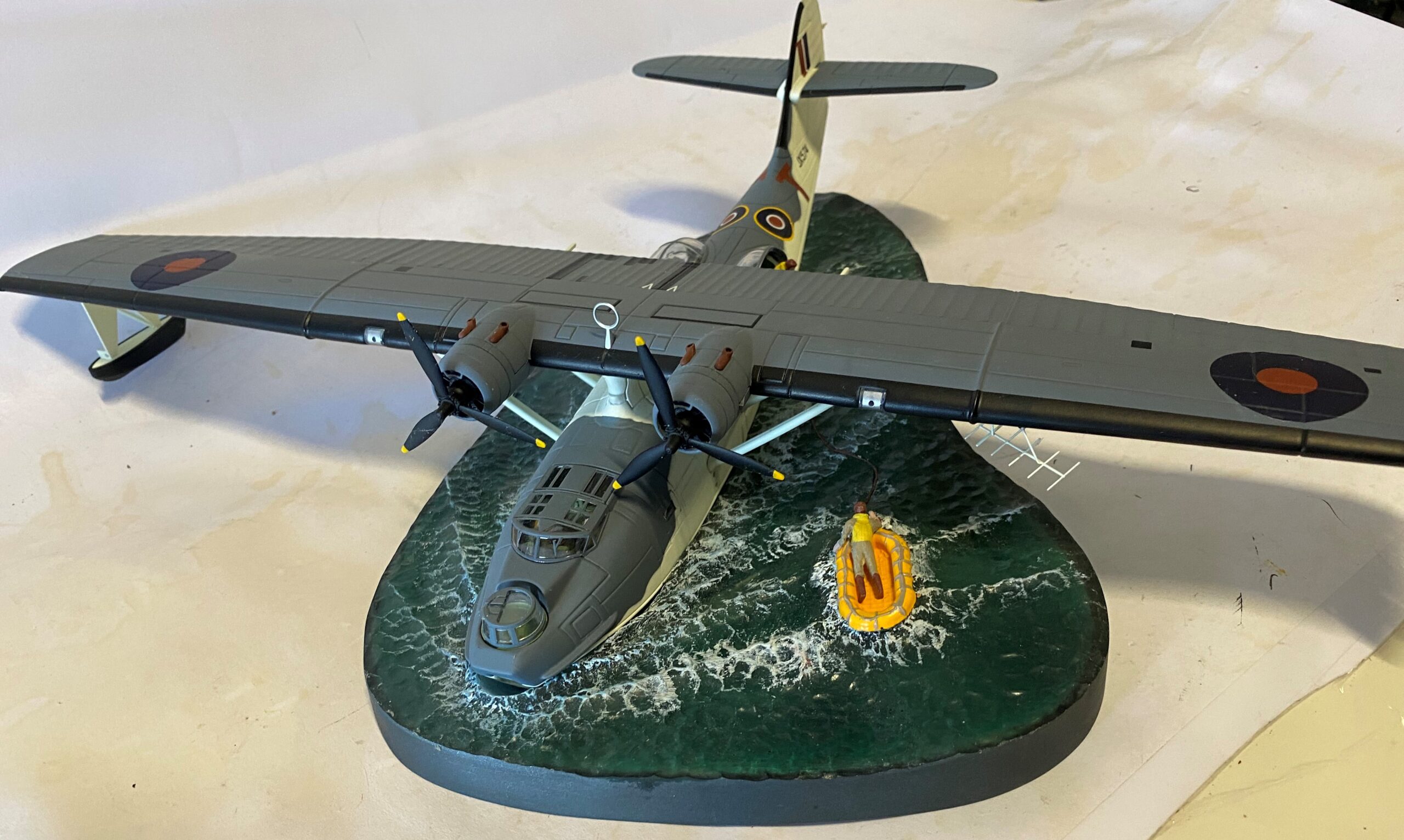 Corgi PBY Catalina British (Diorama ) 1:72 - Big Bill's Die Cast