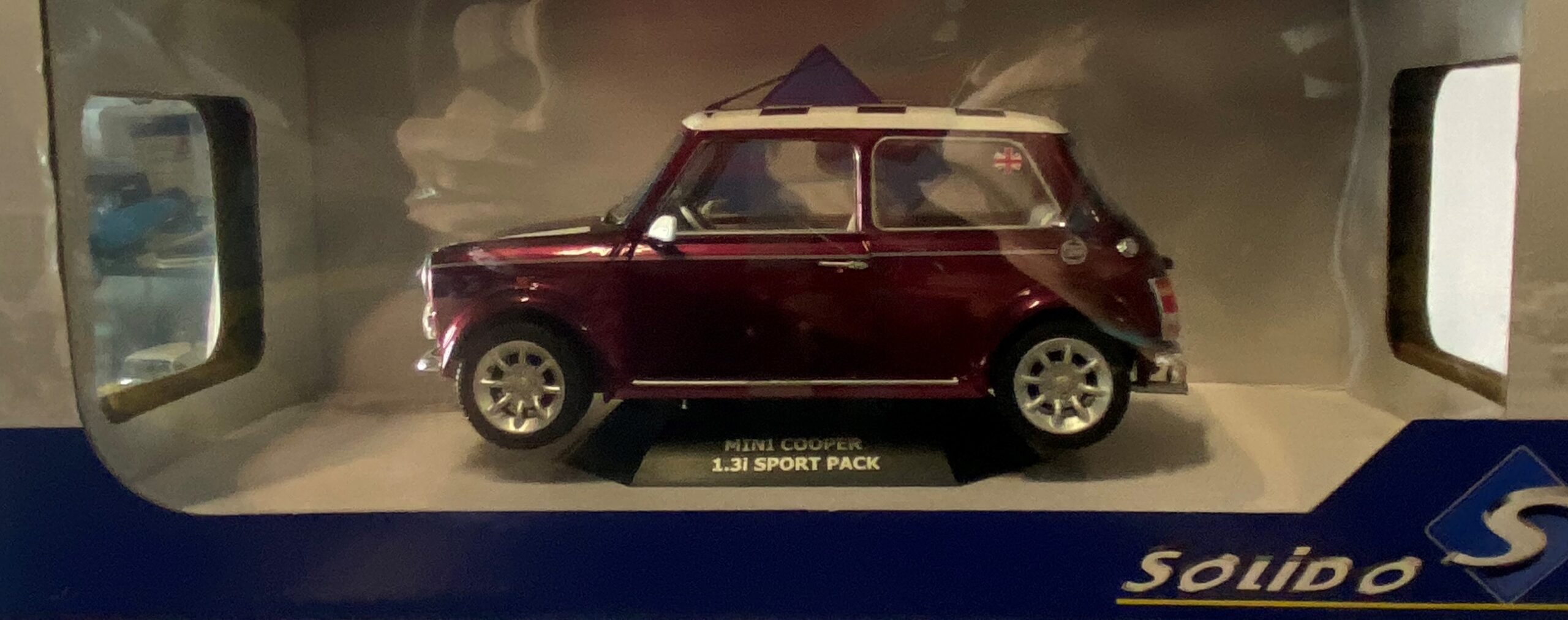 Solido Mini Cooper 1.3I Sport Pack 1:18 - Big Bill's Die Cast