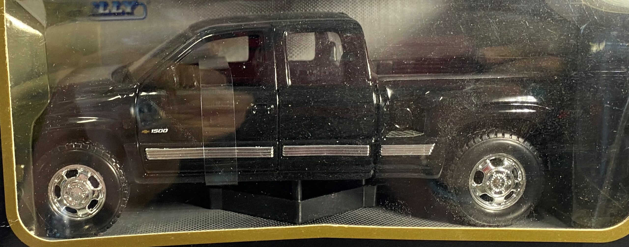 Welly '99 Chevy Silverado 1:24 - Big Bill's Die Cast