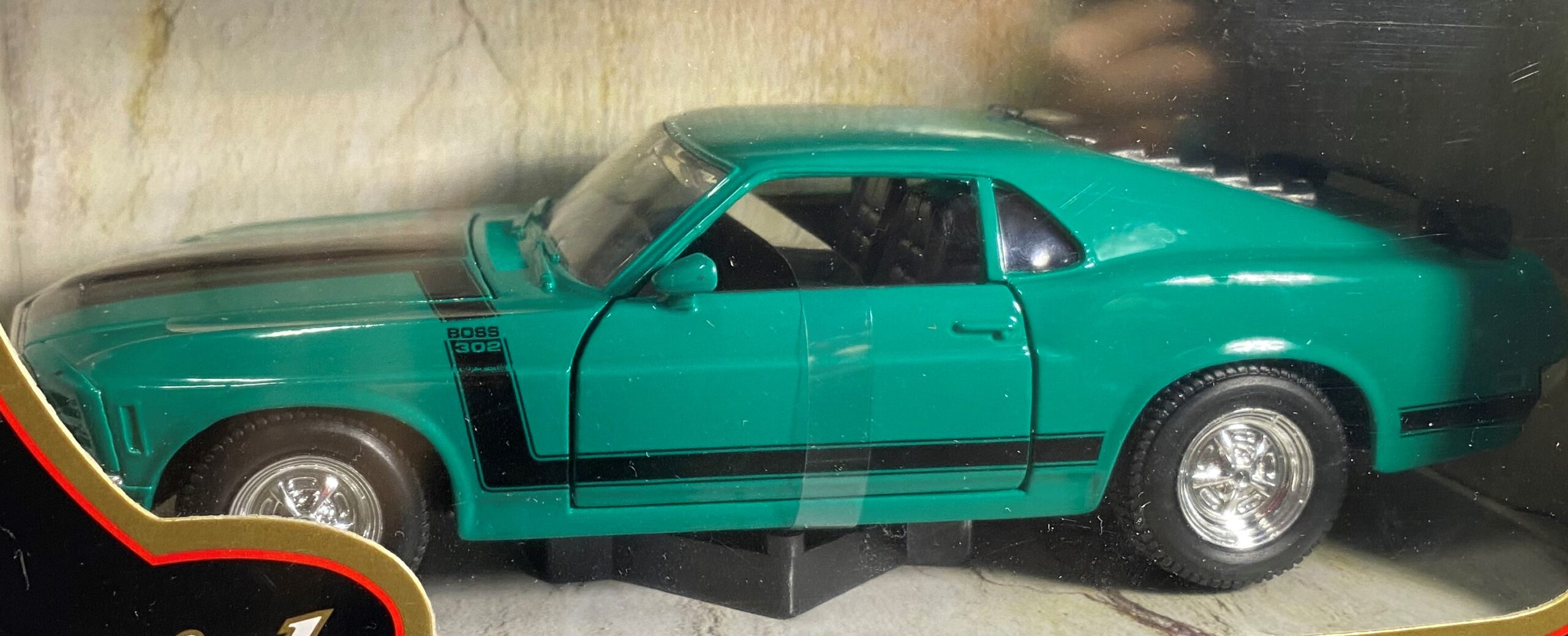 Maisto '70 Ford Mustang Boss 303 1:24 - Big Bill's Die Cast