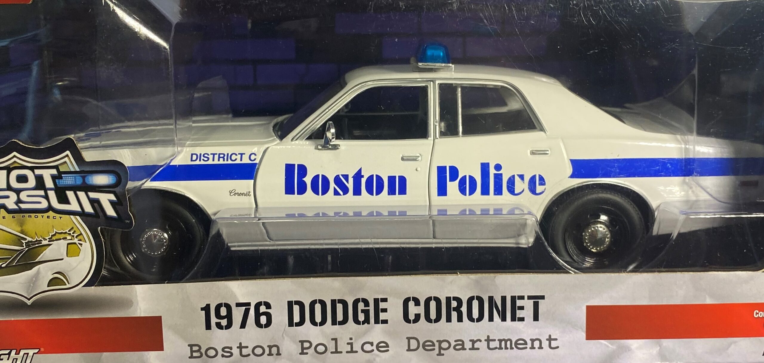 Greenlight '76 Dodge Coronet Boston Police 1:24 - Big Bill's Die Cast