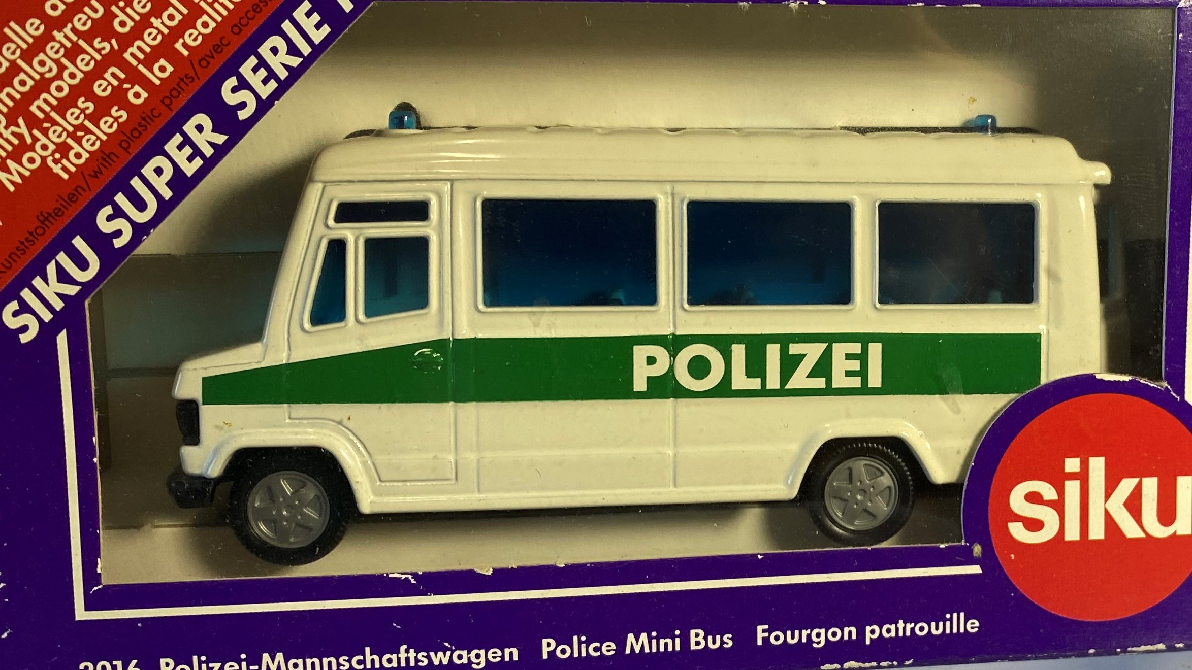 Siku Police Mini Bus (Made in Germany) 1:64 - Big Bill's Die Cast