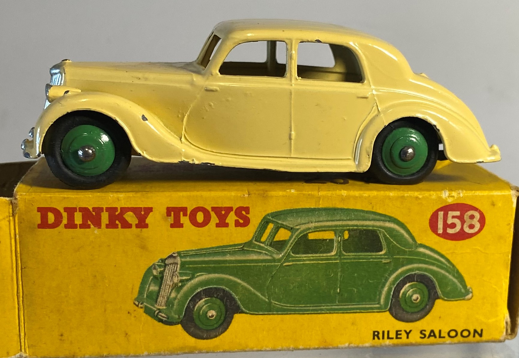 Dinky #158 Riley Saloon Circa 1954-60 Md. in GB - Big Bill's Die Cast