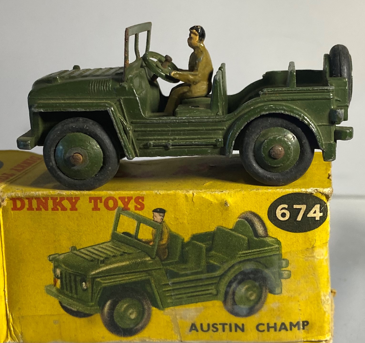 Dinky Md. in GB Circa 1954-71 #674 Austin Champ - Big Bill's Die Cast