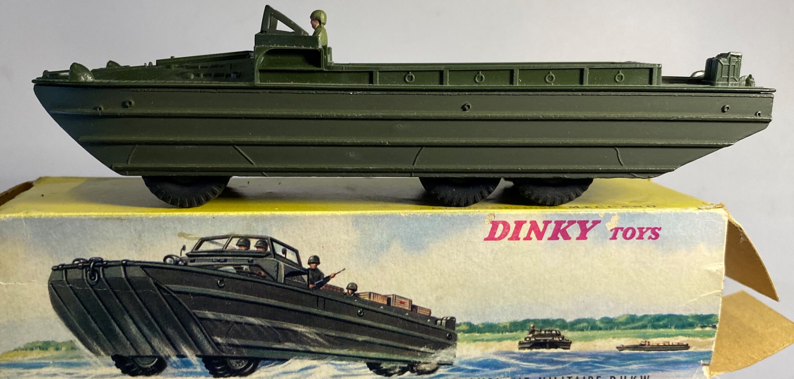 Dinky DUKW #825 Md. in France Circa 1963-71 - Big Bill's Die Cast