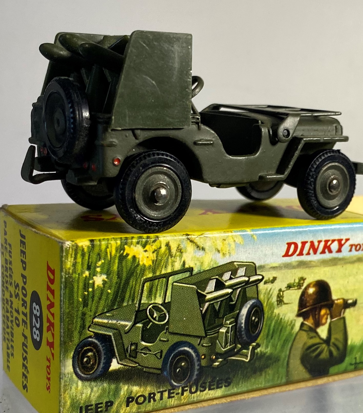 Dinky Jeep w/ SS10 Missiles Md in France Circa 1964-71 - Big Bill's Die Cast