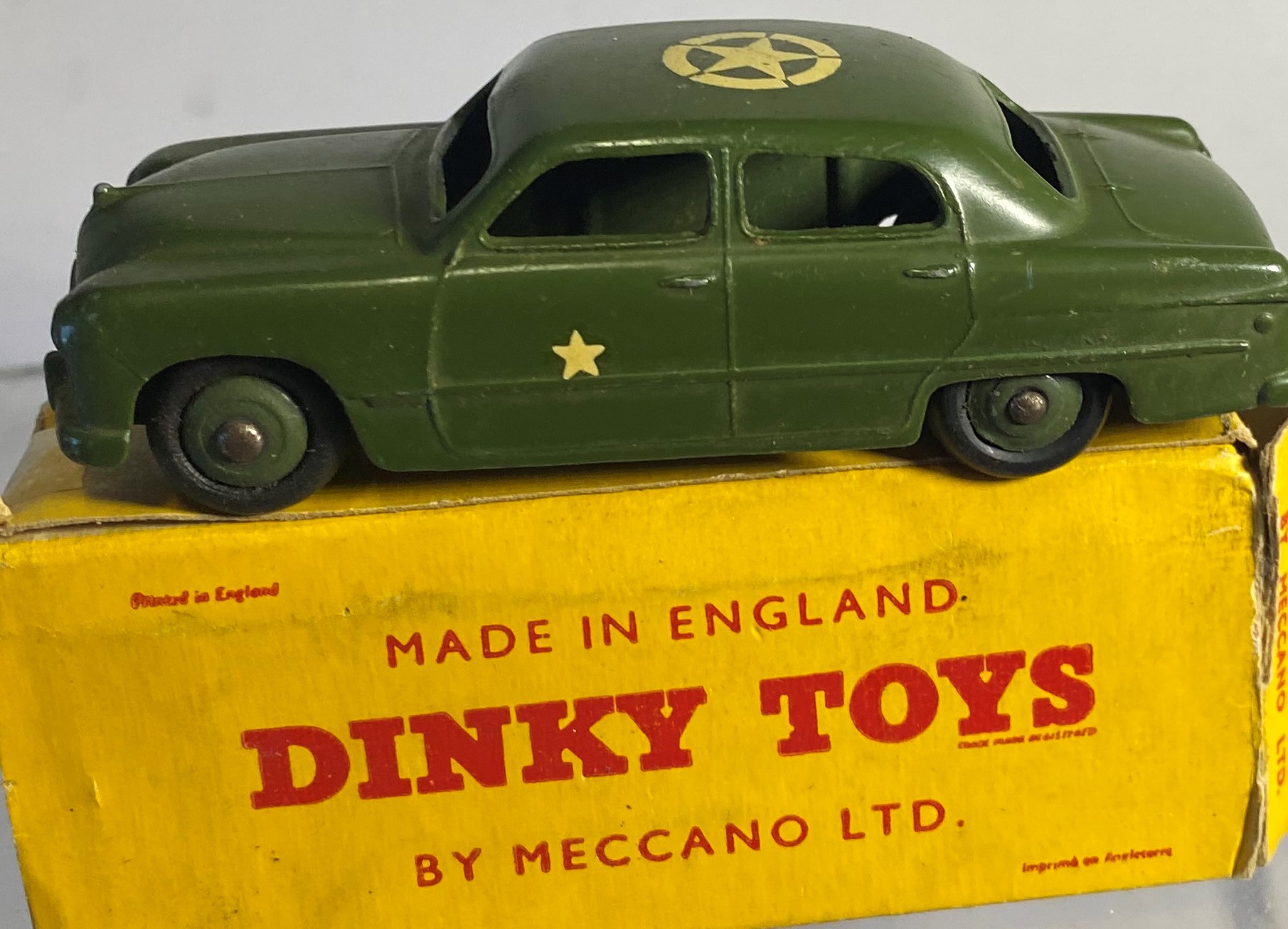Dinky #170 "49 Ford Sedan Md. in GB Circa 1954-59 - Big Bill's Die Cast