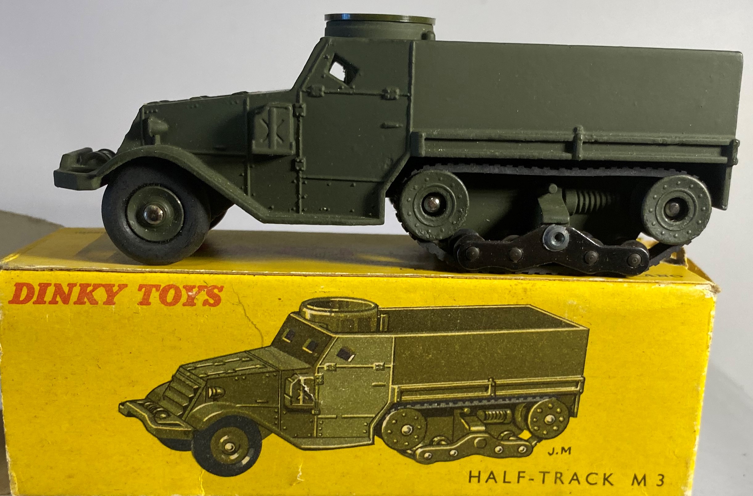 Dinky M-3 Halftrack #822-F Md in France Circa 1960-71 - Big Bill's Die Cast