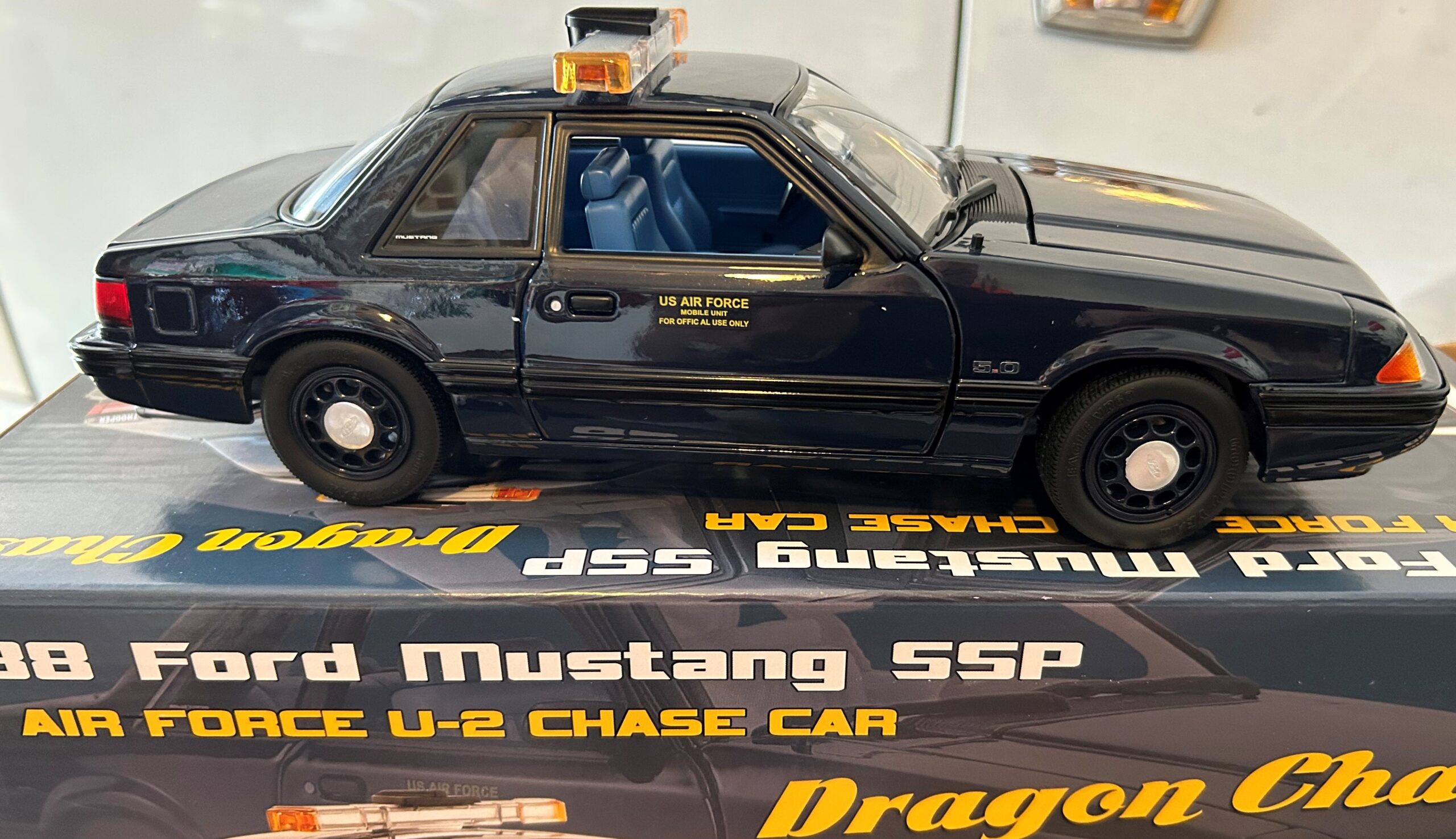 GMP '88 Mustang 5.0 SSP USAF U-2 "Dragon Chaser" 1:18 (under 1000 made ...