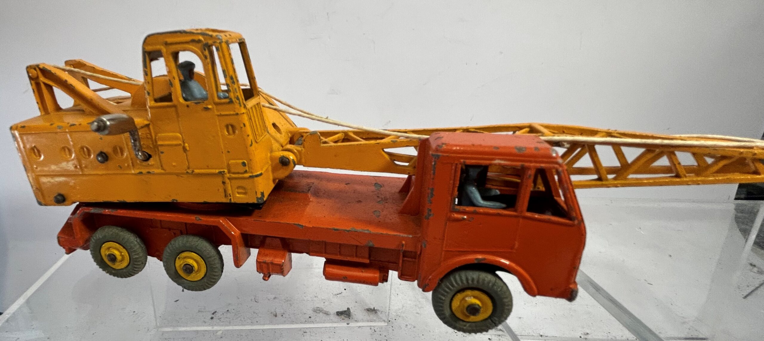 Dinky #972 Crane Truck Circa '55-'69 - Big Bill's Die Cast